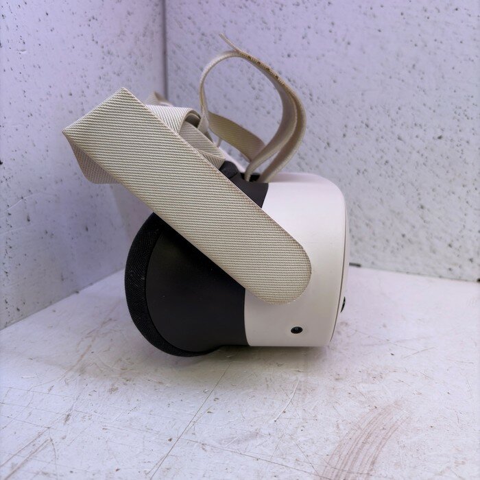 Очки виртуальной реальности Oculus Quest 3 — фото 1