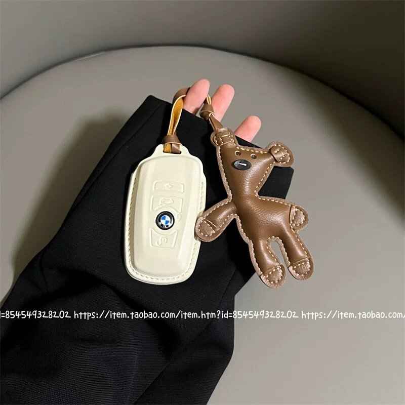 Кожаный брелок для ключей BMW в кремовом белом с наклонным медведем аксессуаром