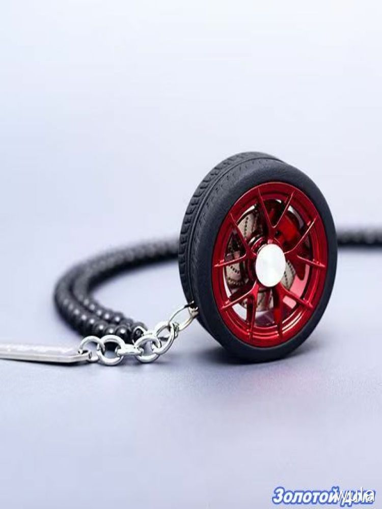 Подвеска на зеркало авто Prima BBS-5, красный диск, длина 27 см, декор салона, подарок, брелок