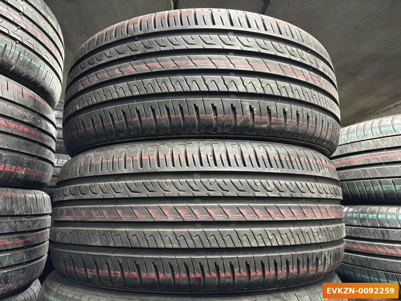 Комплект (2 шт) летних БУ шин Barum Bravuris 5HM 215/50 R17 15% износ 7287842430