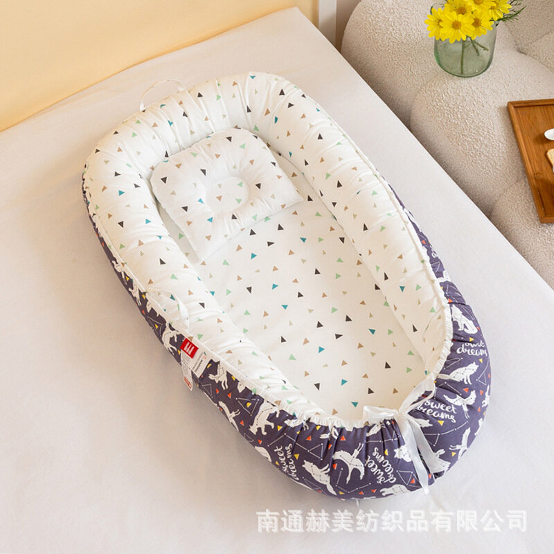 Красивый детский кокон, подходящий для новорожденных