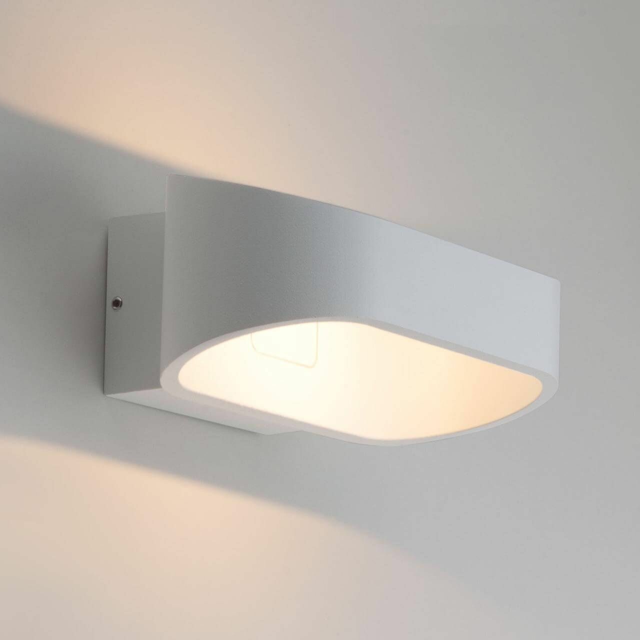 Светильник LED декор. Настенный Двухсторонний 220В TECHNO 1706 9Вт 3000K(Теплый) 475Лм белый IP54 POINT ES