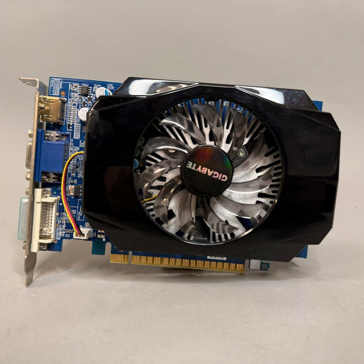 Видеокарта Gigabyte GT 630 GDDR3 2GB gv-n630-2gi