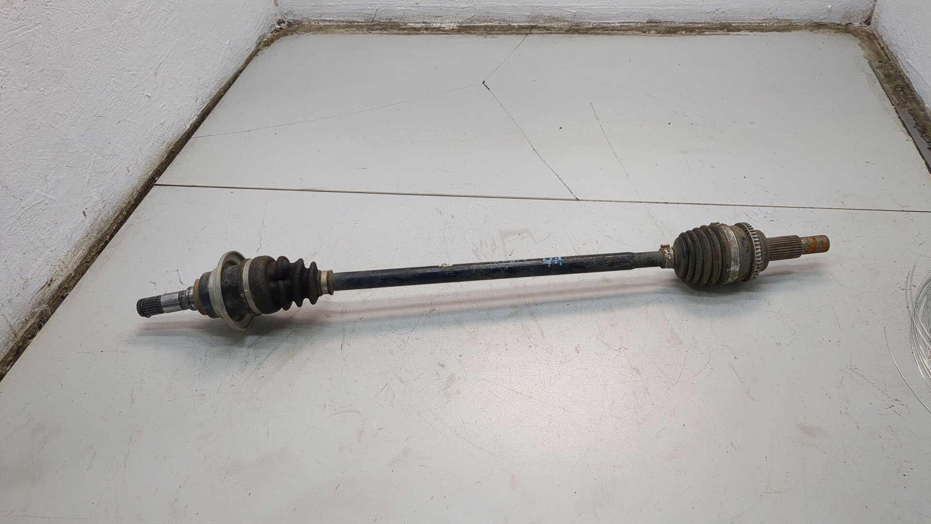 Полуось (вал, шрус) левая задняя Mazda CX-5 Б/У