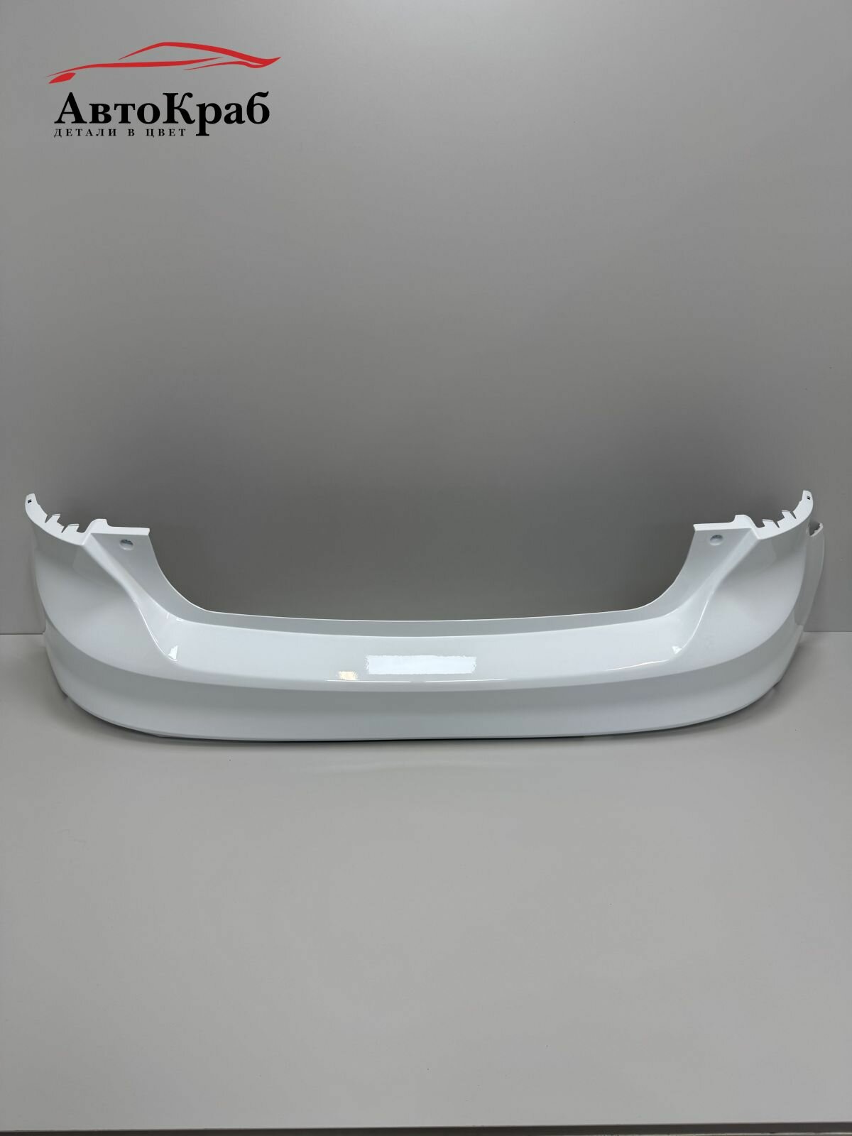 Бампер задний в цвет для Форд Фокус 3 хэтчбек 2011-2015 г. 7VTA - белый