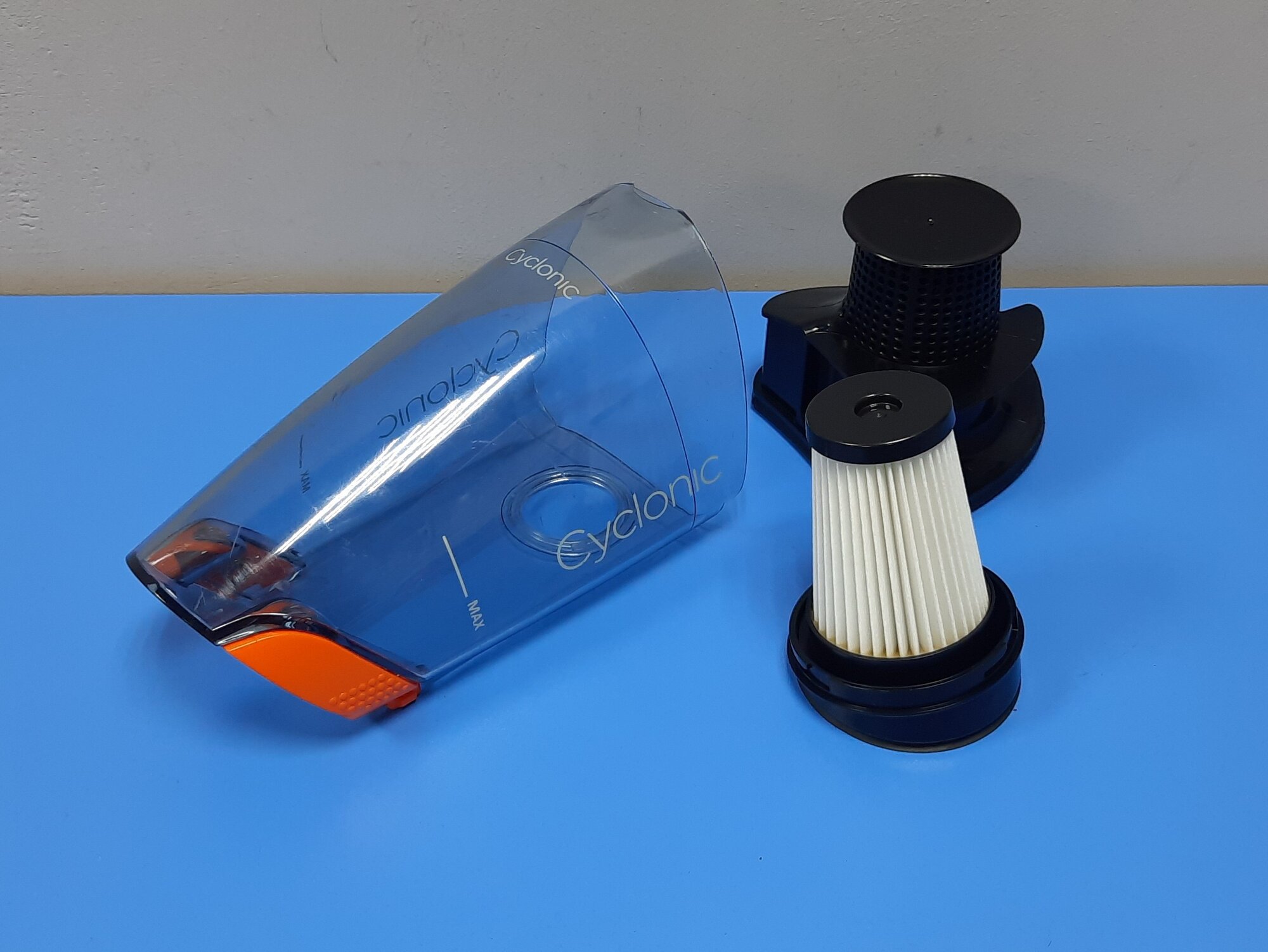 Контейнер (циклон) ручного пылесоса Gorenje SVC144FBK (с фильтром)