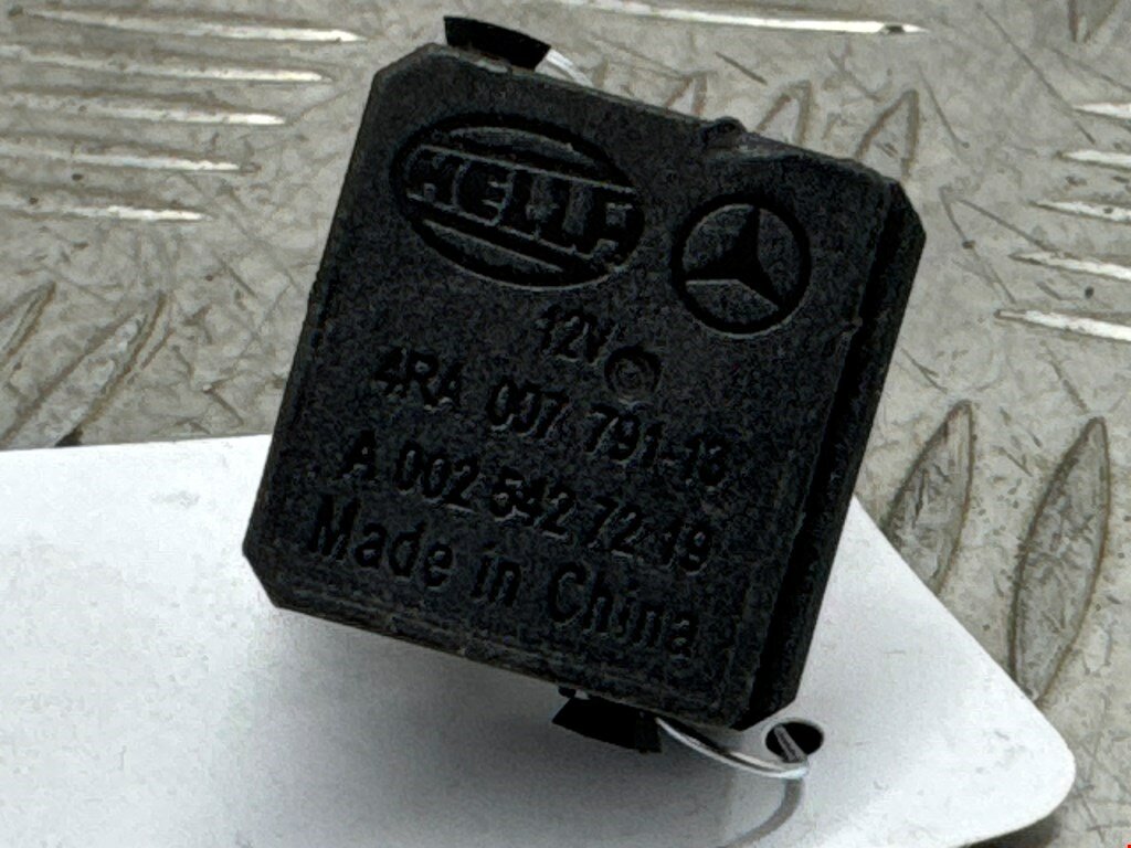 Реле Mercedes E-Class (W212) A0025427219 арт. 2272294