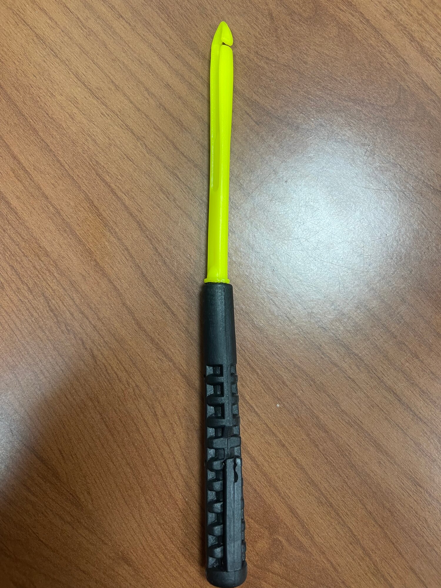 Экстрактор рыболовный "Osprey", желтый с черной ручкой, 200 мм.