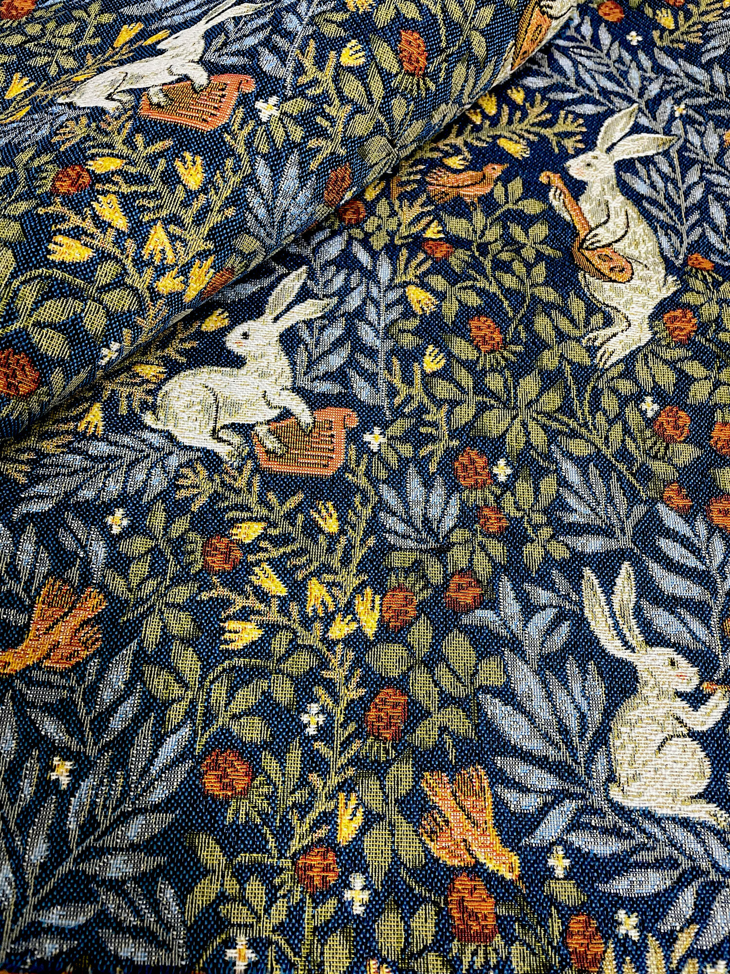 Ткань мебельная интерьерная (Гобелен) Заячья симфония синий фон 150*100 см MIDA VANERI