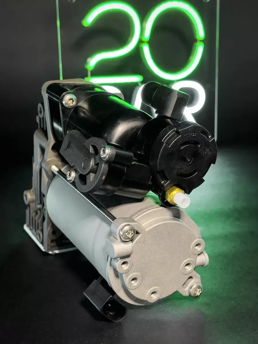 Компрессор пневмоподвески Land Rover Discovery 4 L319