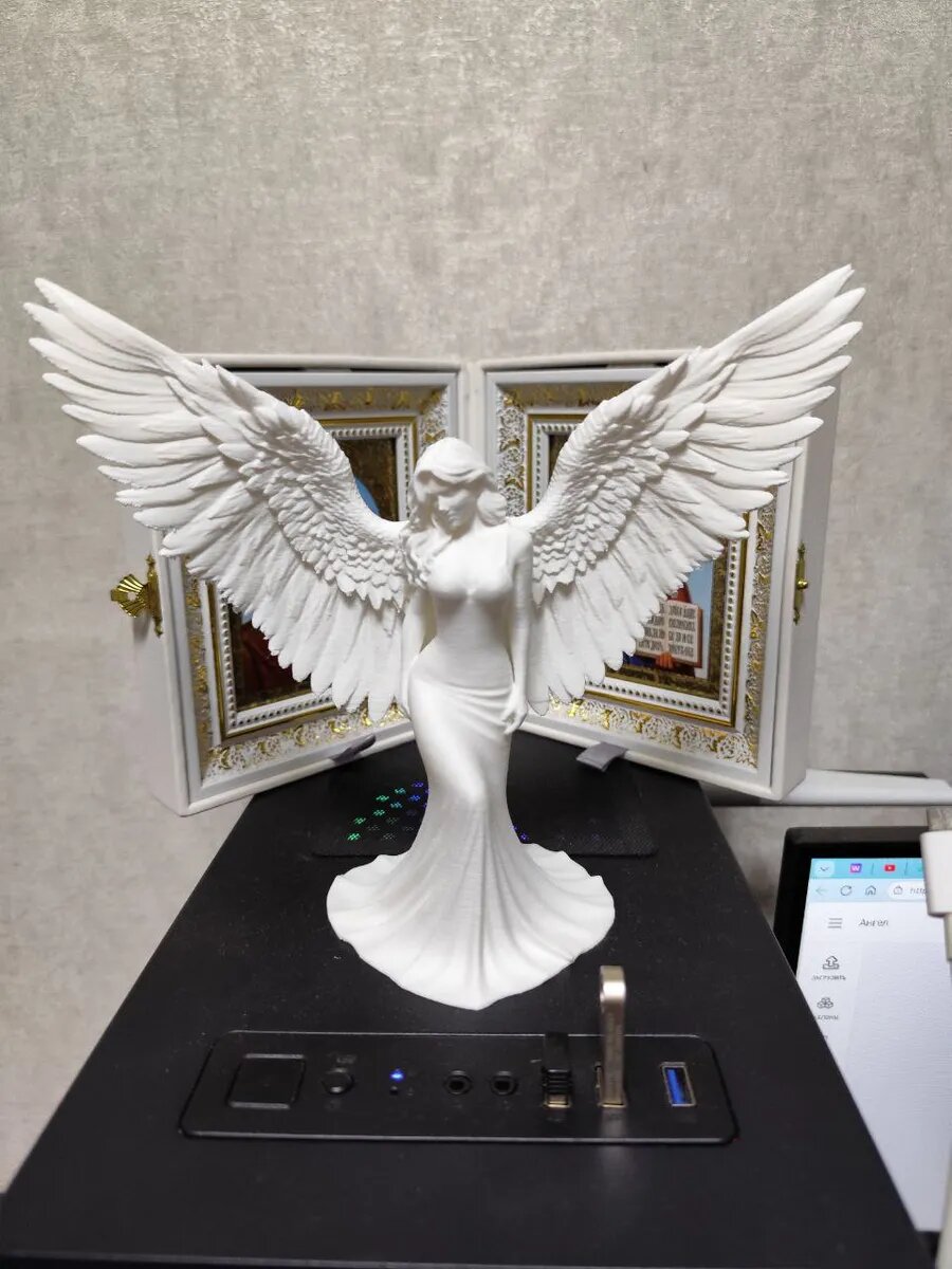 Статуэтка Ангел Хранитель. 3D фигурка, прекрасная белая. 20см.