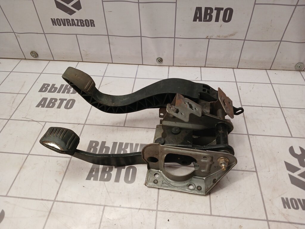 Блок педалей Ford Fiesta 2001-2007