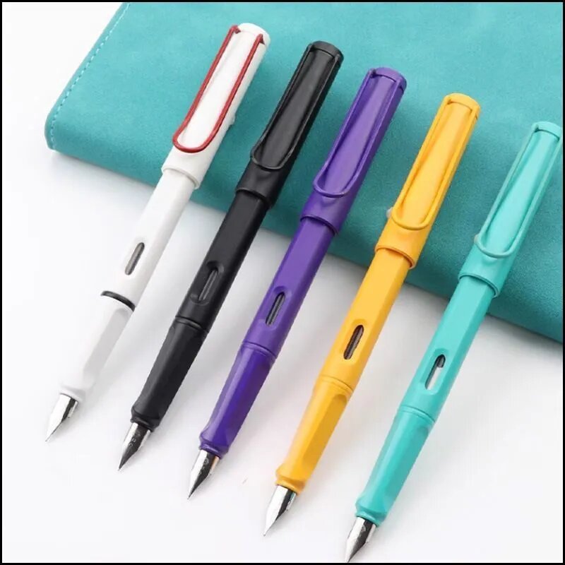 Набор перьевых ручек Lamy Safari разных цветов. Пластиковый корпус, для учебы и работы