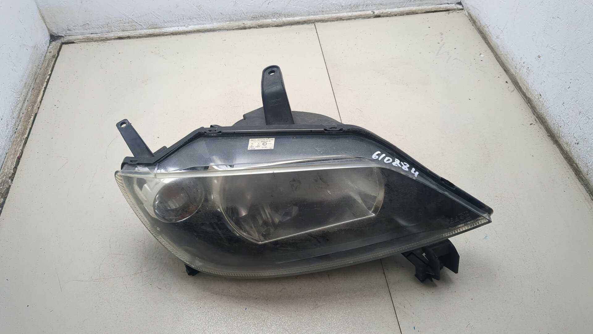 Фара (передняя) правая Mazda 2 Б/У