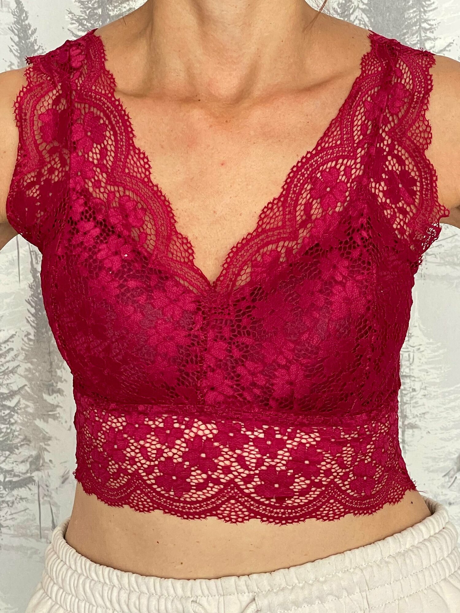 Топ с чашками кружевной