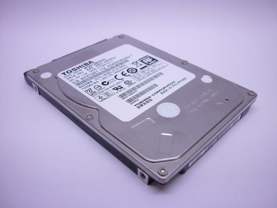 Жесткий диск 2.5" SATA 750GB Toshiba