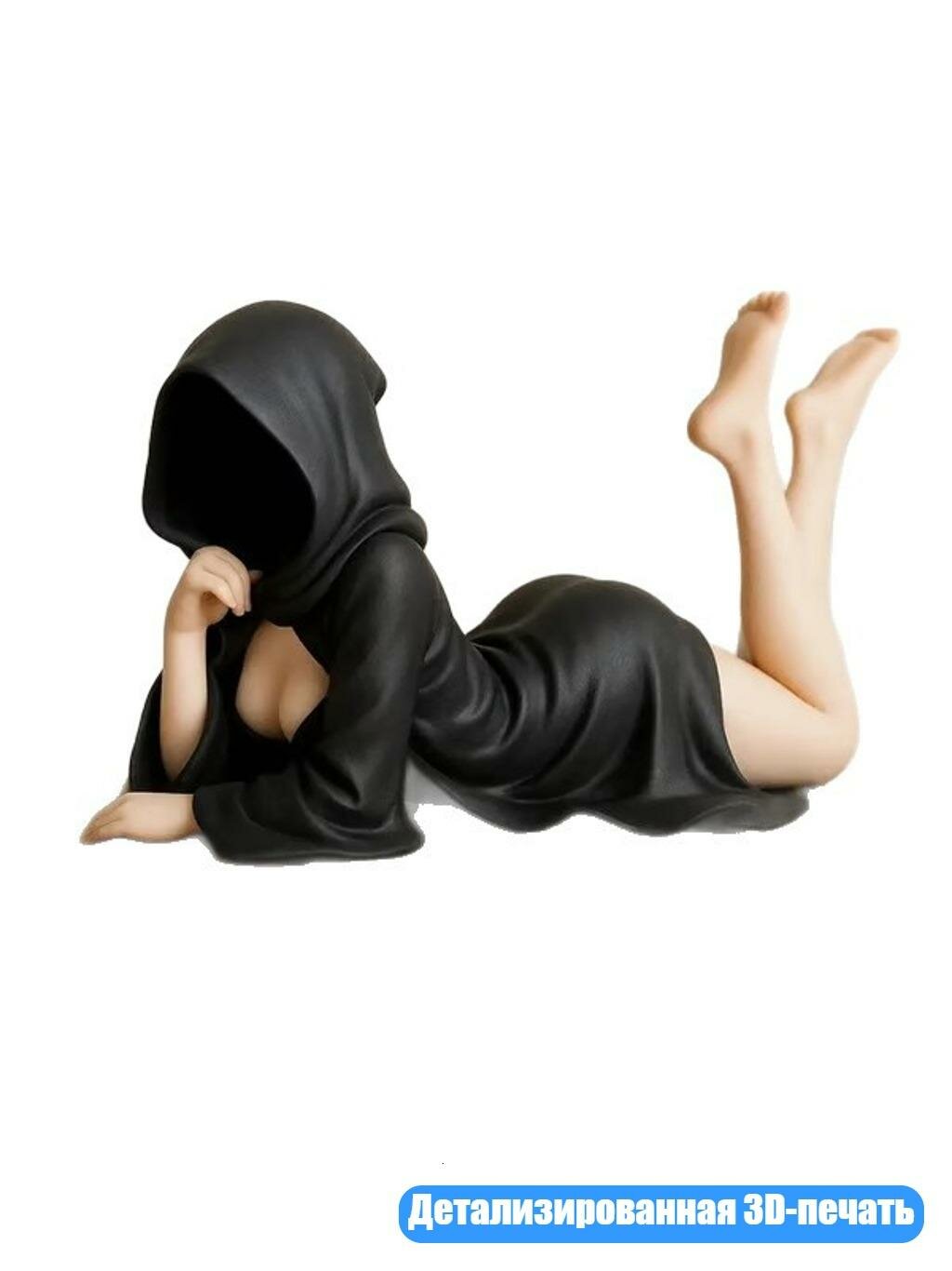 Статуэтка королевы в чёрном плаще, S