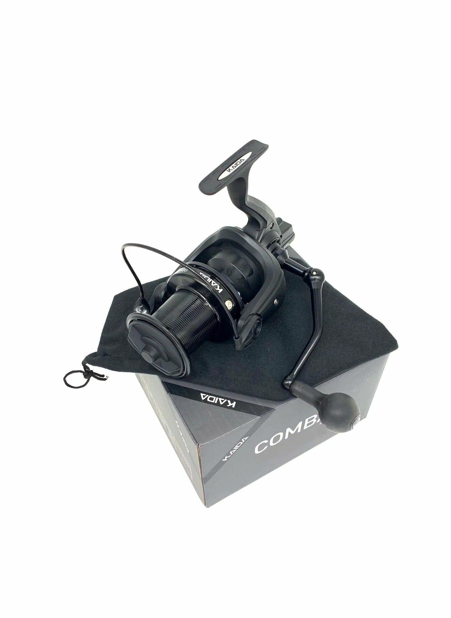 Катушка безынерционная сомовая, модель Combat, размер 10000C, фирма KAIDA