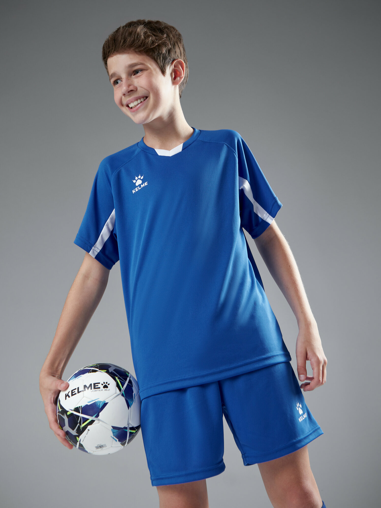 Комплект одежды футбольная форма Football Suit футбольная форма для мальчиков