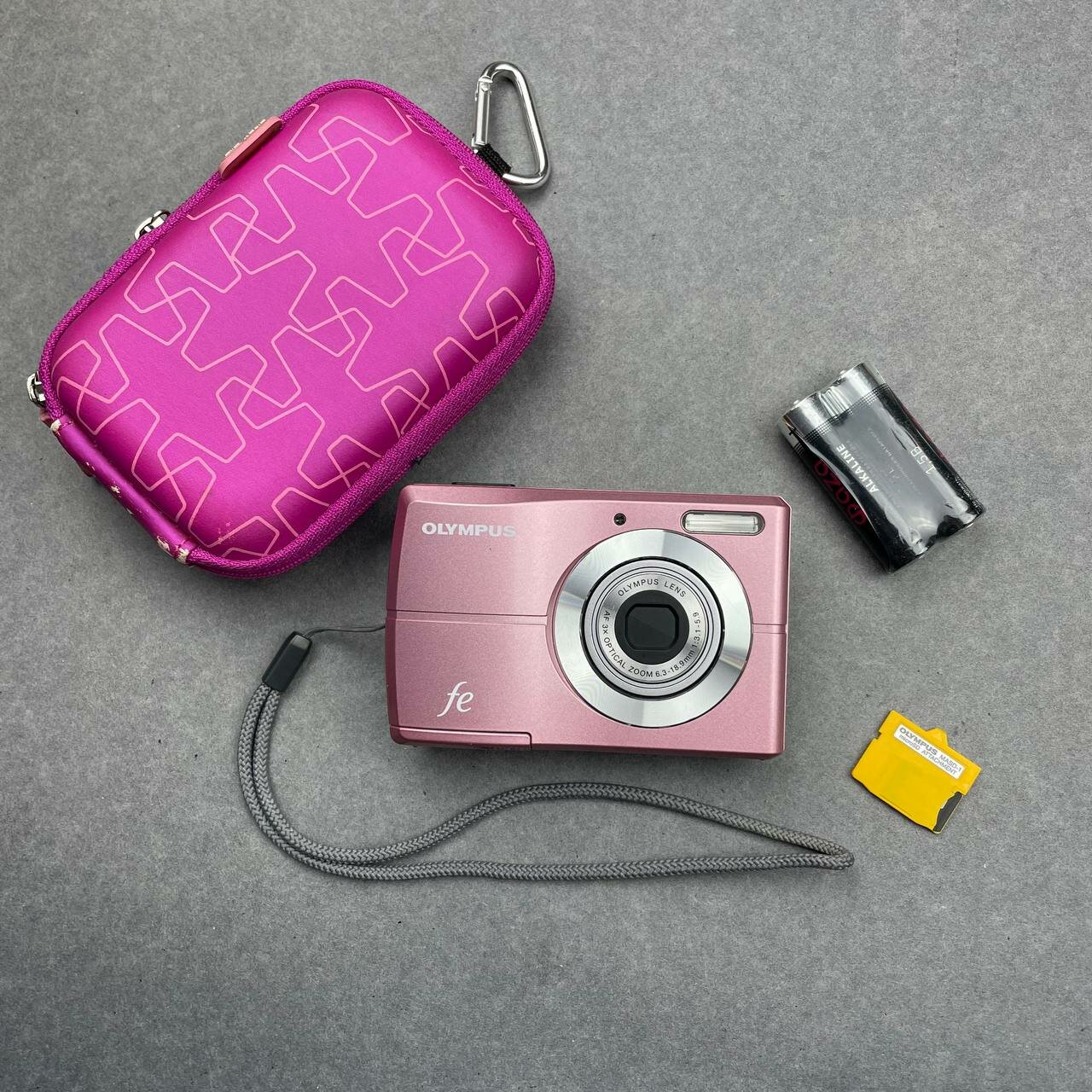 Цифровой компактный фотоаппарат Olympus FE-26, розовый