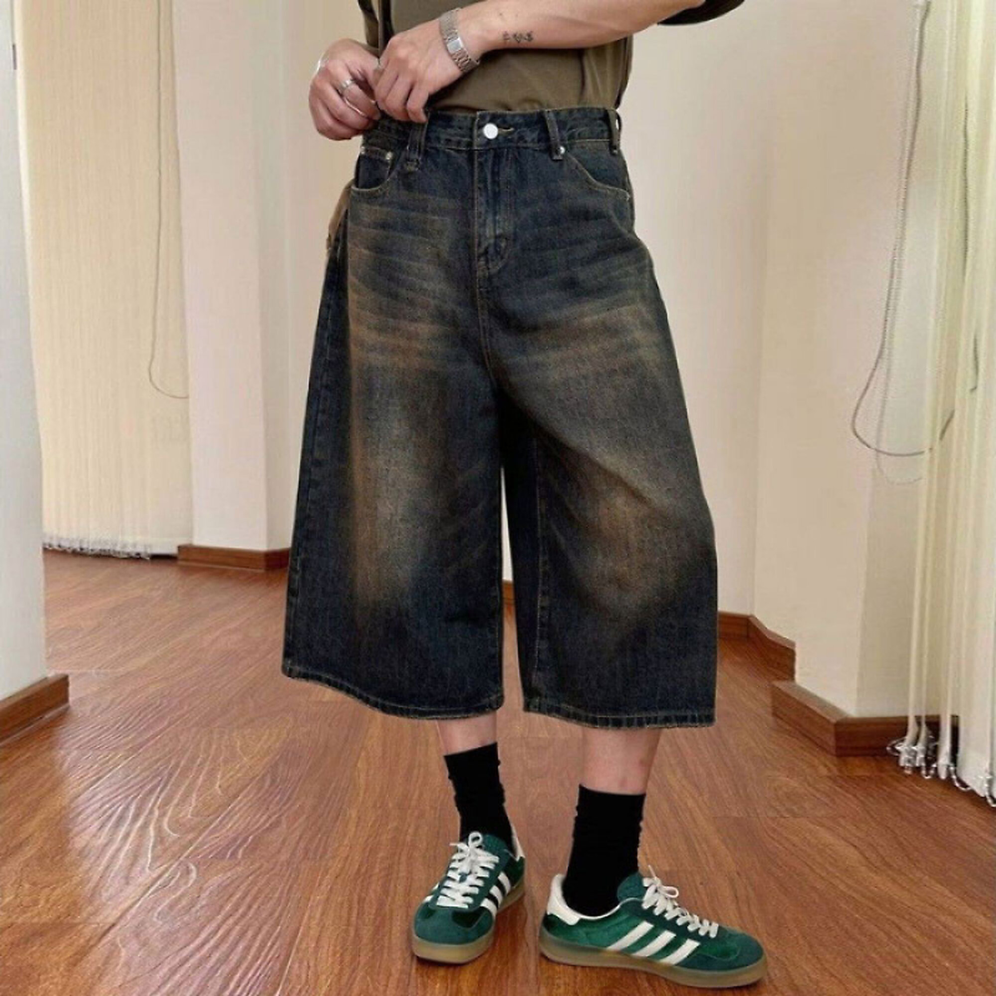 Джинсы