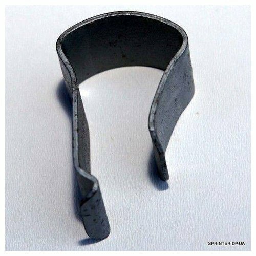 Клипса крепления накладки радиатора Mercedes A9015040046