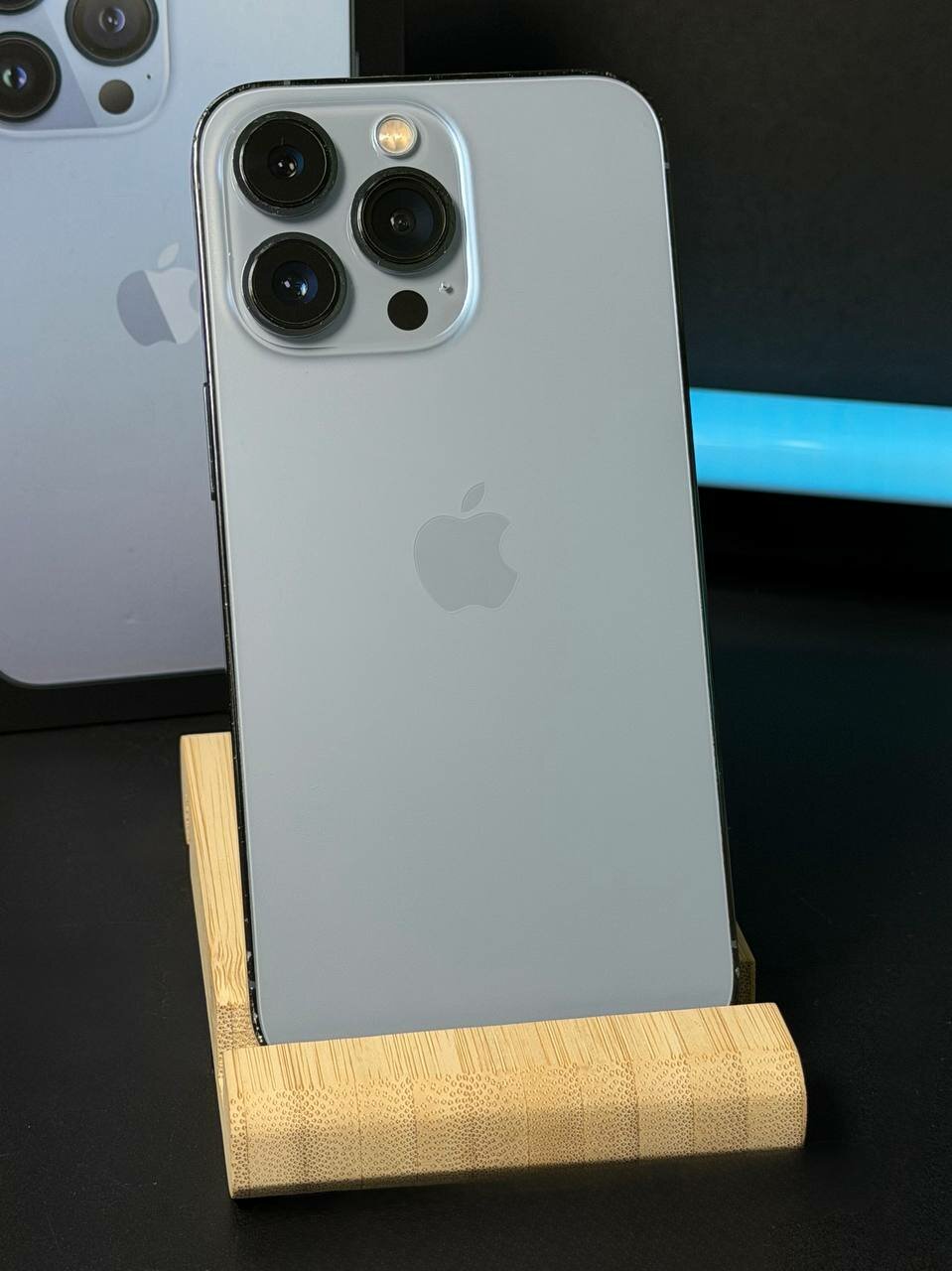 Смартфон Apple iPhone 13 Pro, 128 ГБ, nano-SIM + eSIM, голубой