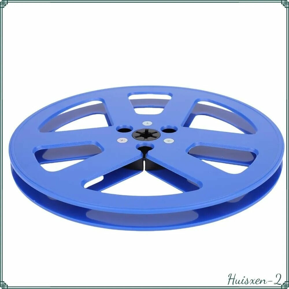 Пустая катушка с лентой