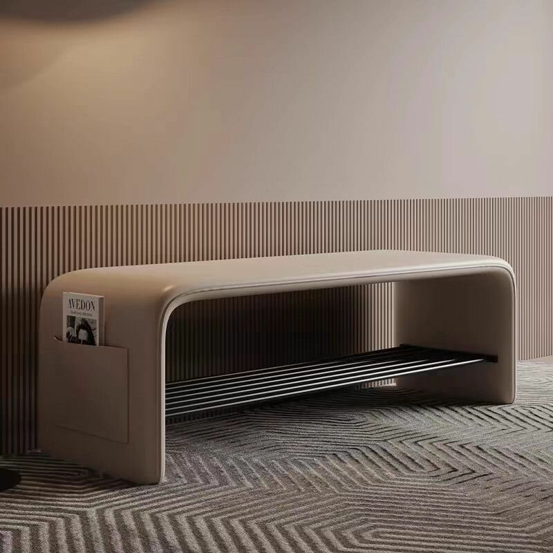 Декоративный элемент для прихожей, обувной шкаф с сиденьем, скамья для переобувания в прихожей, скамья для изножья кровати в спальне, скамья для переобувания у двери, предмет домашнего декора.