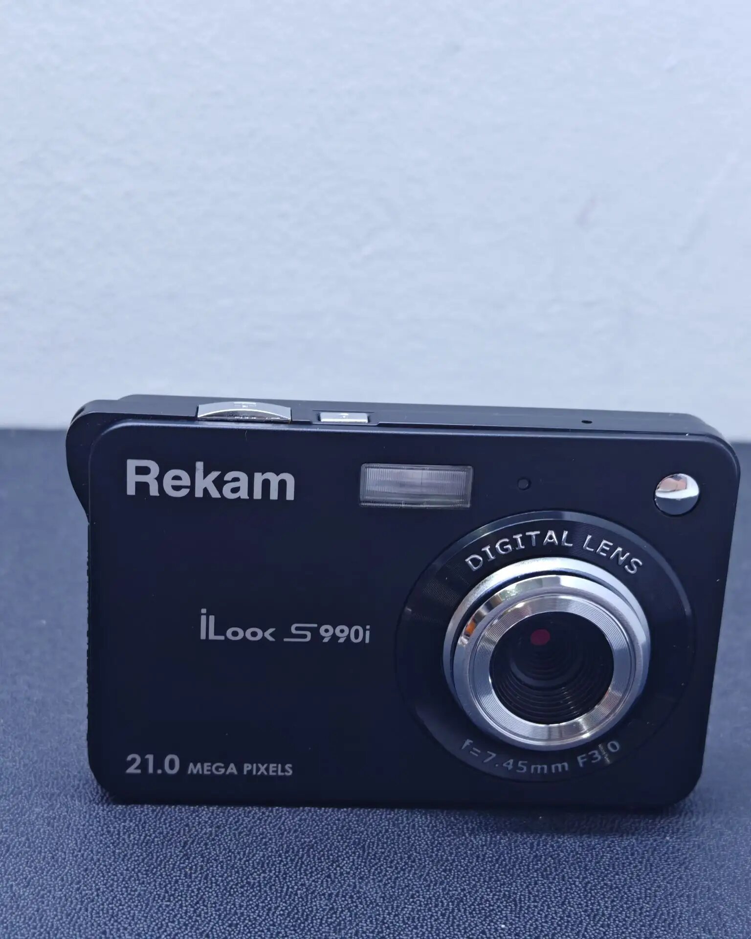 Цифровая фотокамера Rekam iLook S990i черный метталик, 21 МР, уценка (Б/У)