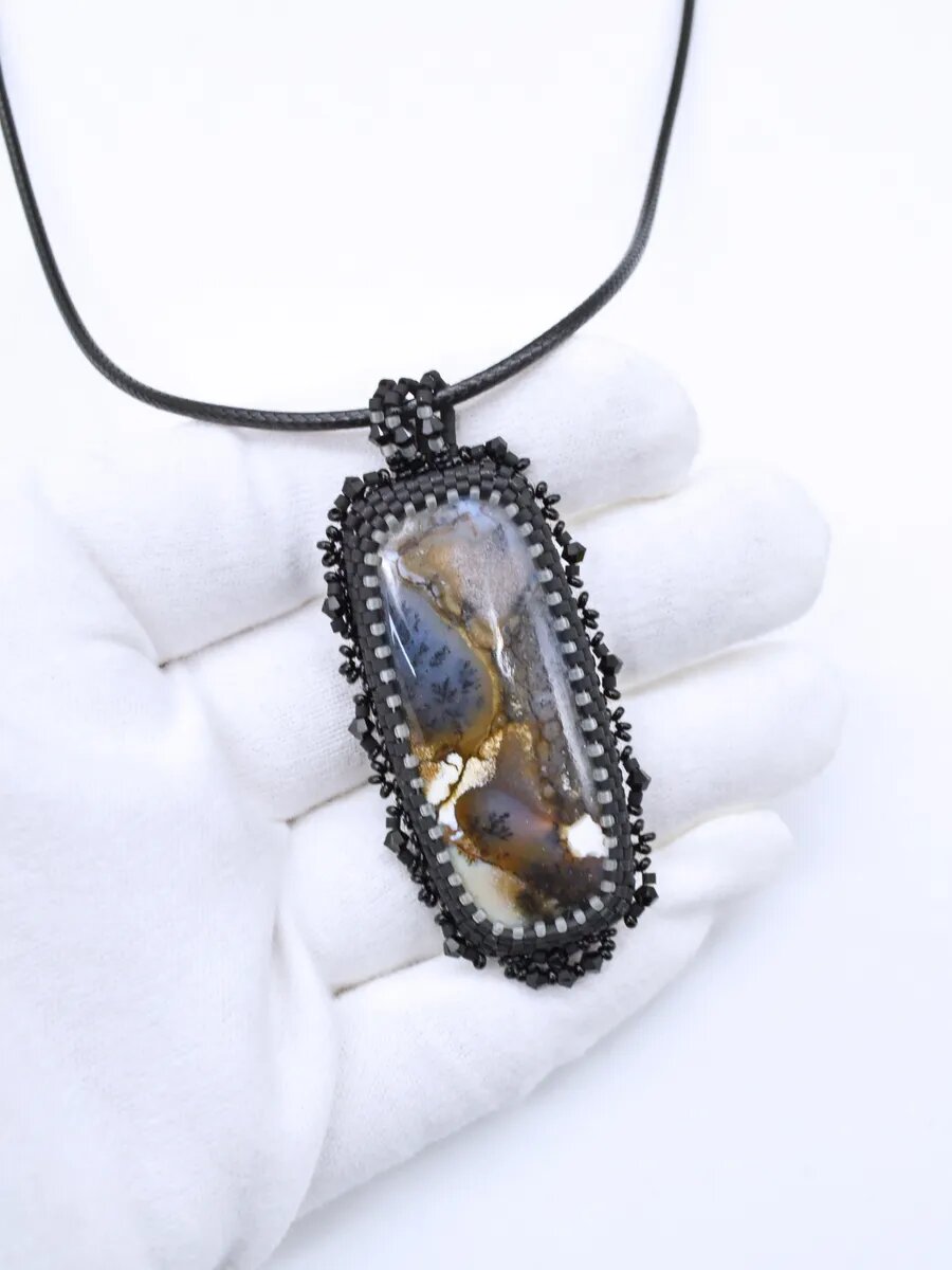 Колье, агат, кристаллы Swarovski