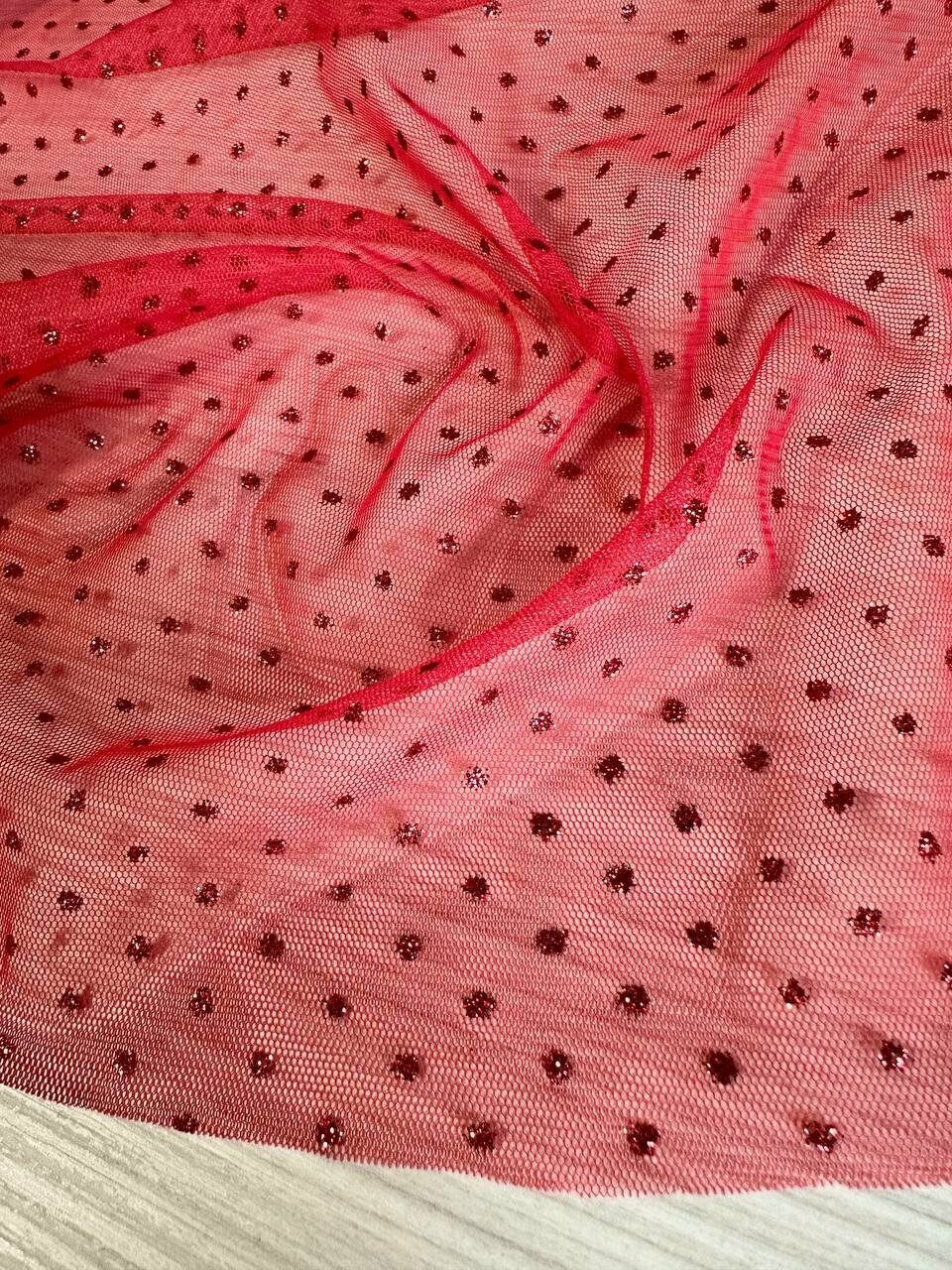 2м. Сетка фатин ткань для шитья и рукоделия. Красный блестки. Ширина 160