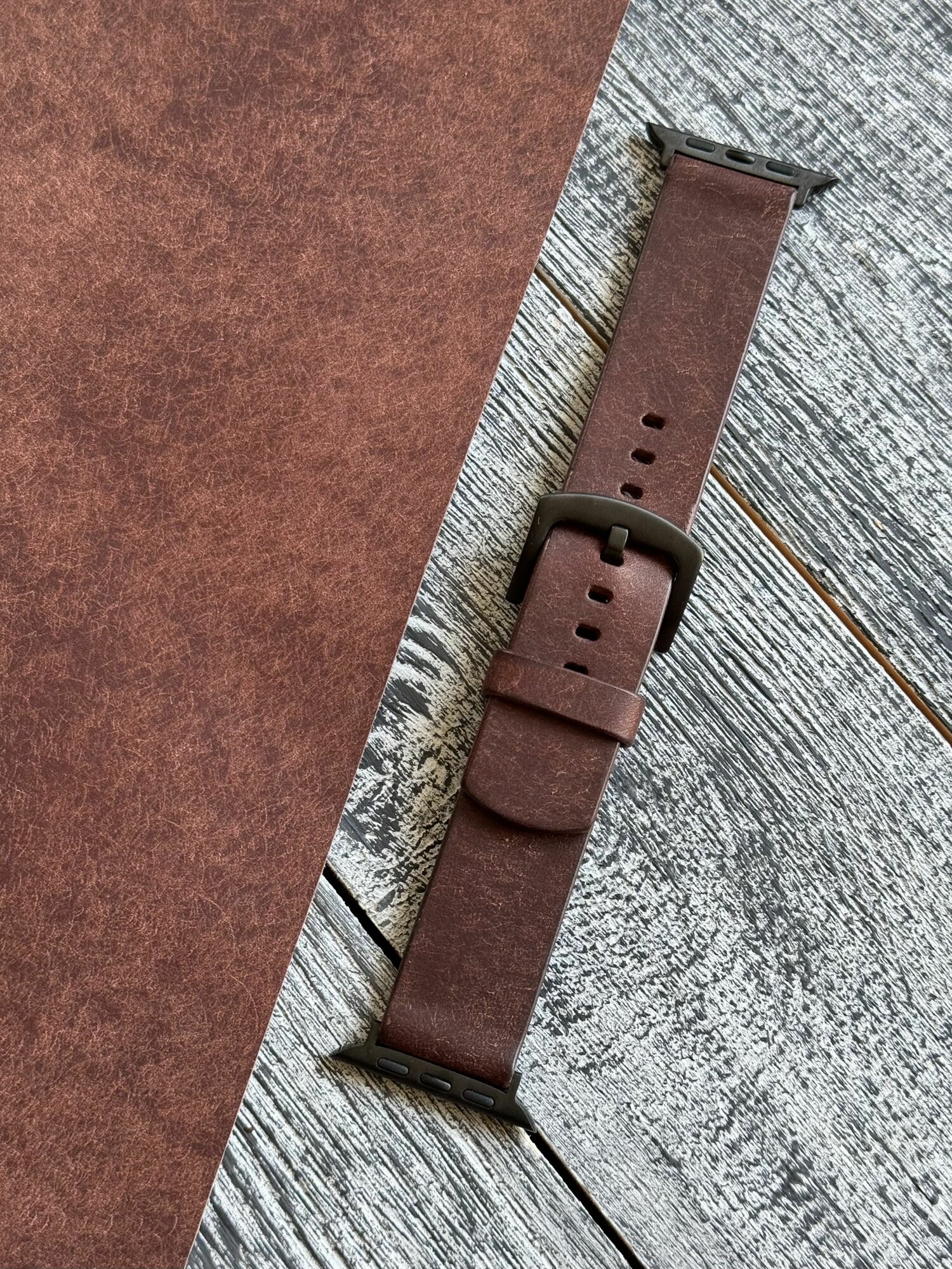 Кожаный ремешок для Apple Watch 42-44-45-46-49 мм и Ultra, ручной работы