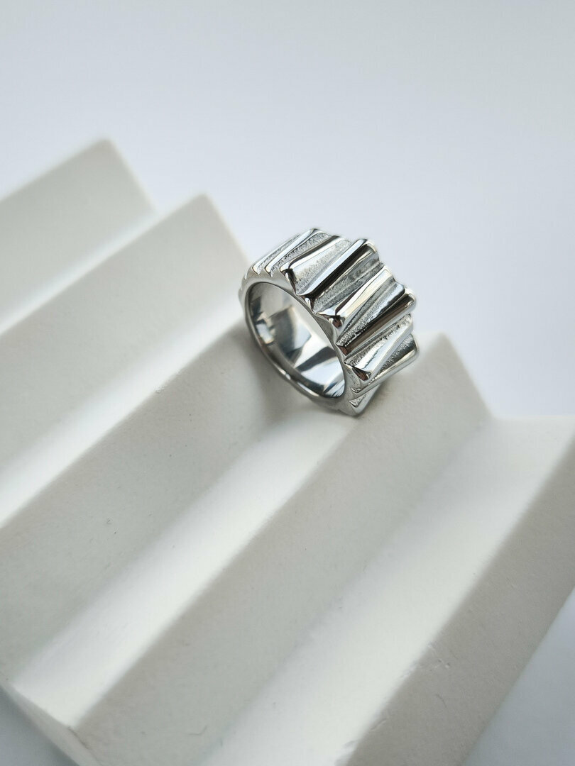 Кольцо Hitrospletenia