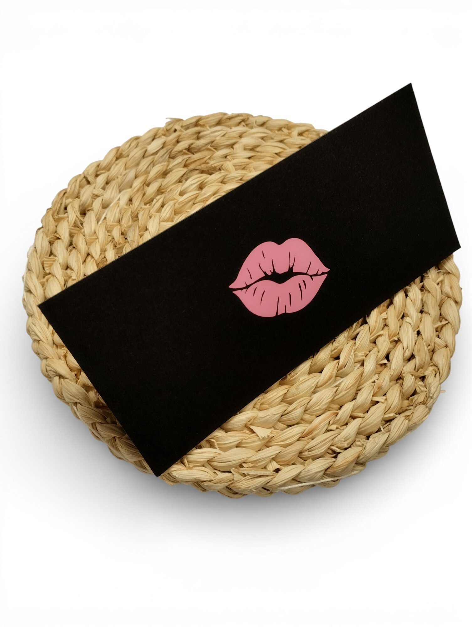 Конверт для денег "Поцелуй" (розовый), премиум-бумага, 16,5х7,5 см, черный, 3 штуки