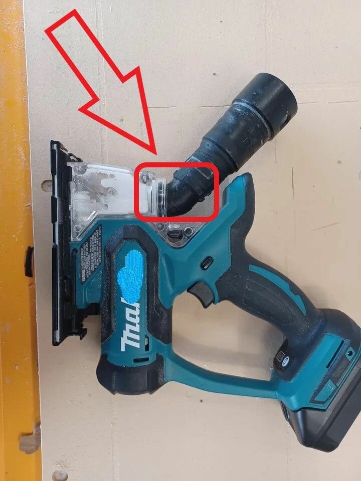 Адаптер пылеотвода пилы Makta XDS01Z к Festool
