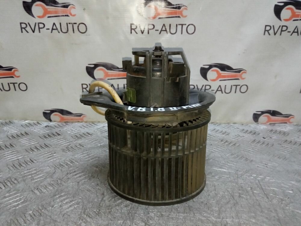 Моторчик отопителя Opel Vectra B 1.8 (Вектра Б) 90568692