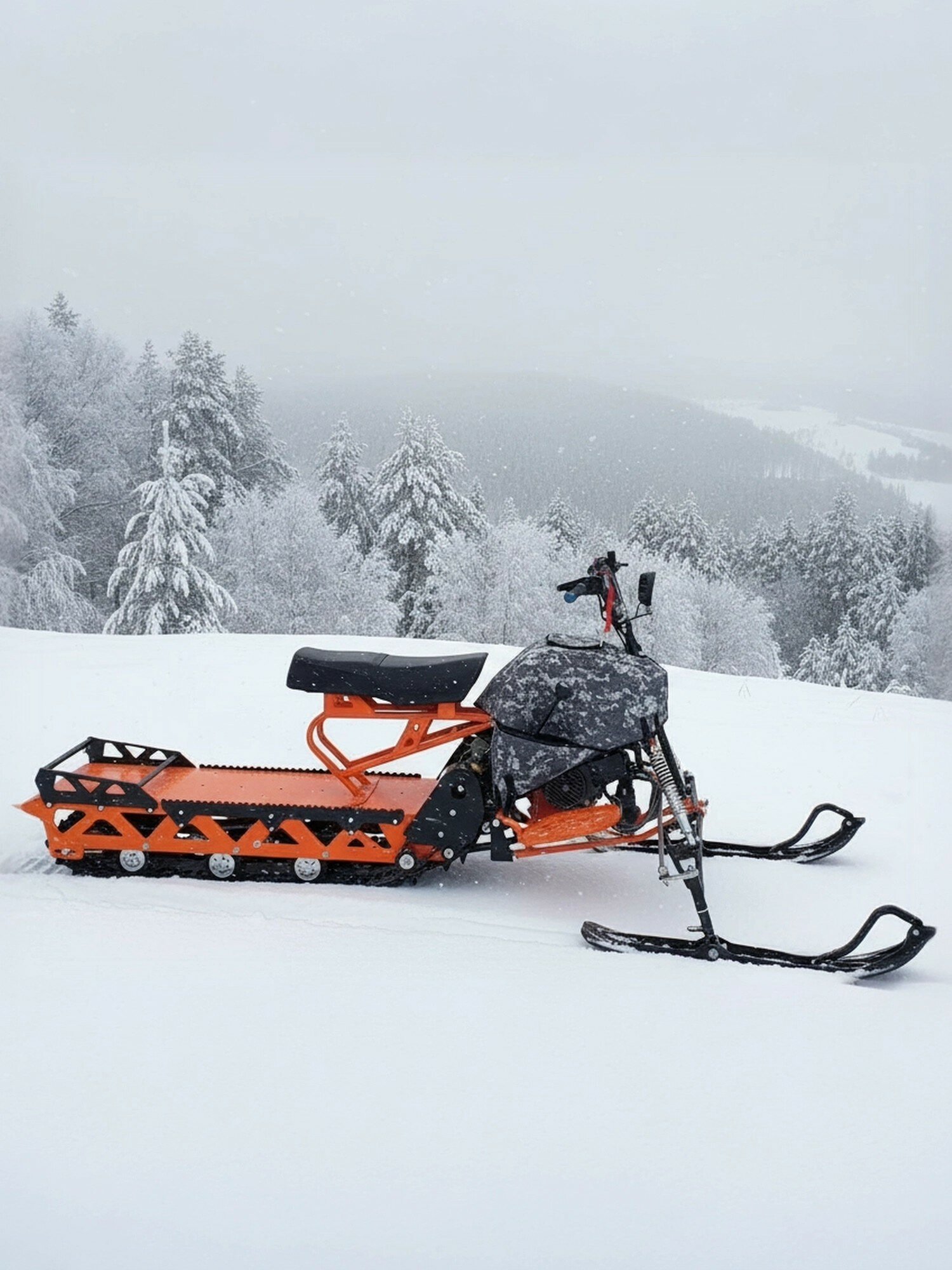 Снегоход компактный ЛИДЕР-СИГМА-4 (гусеница 2878х380мм; дв. Динго 180 с реверсом; вариатор)