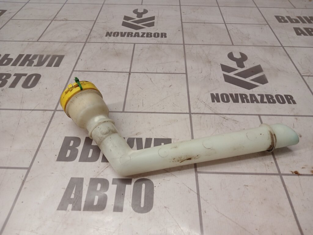 Горловина бачка омывателя Renault Fluence 10-17