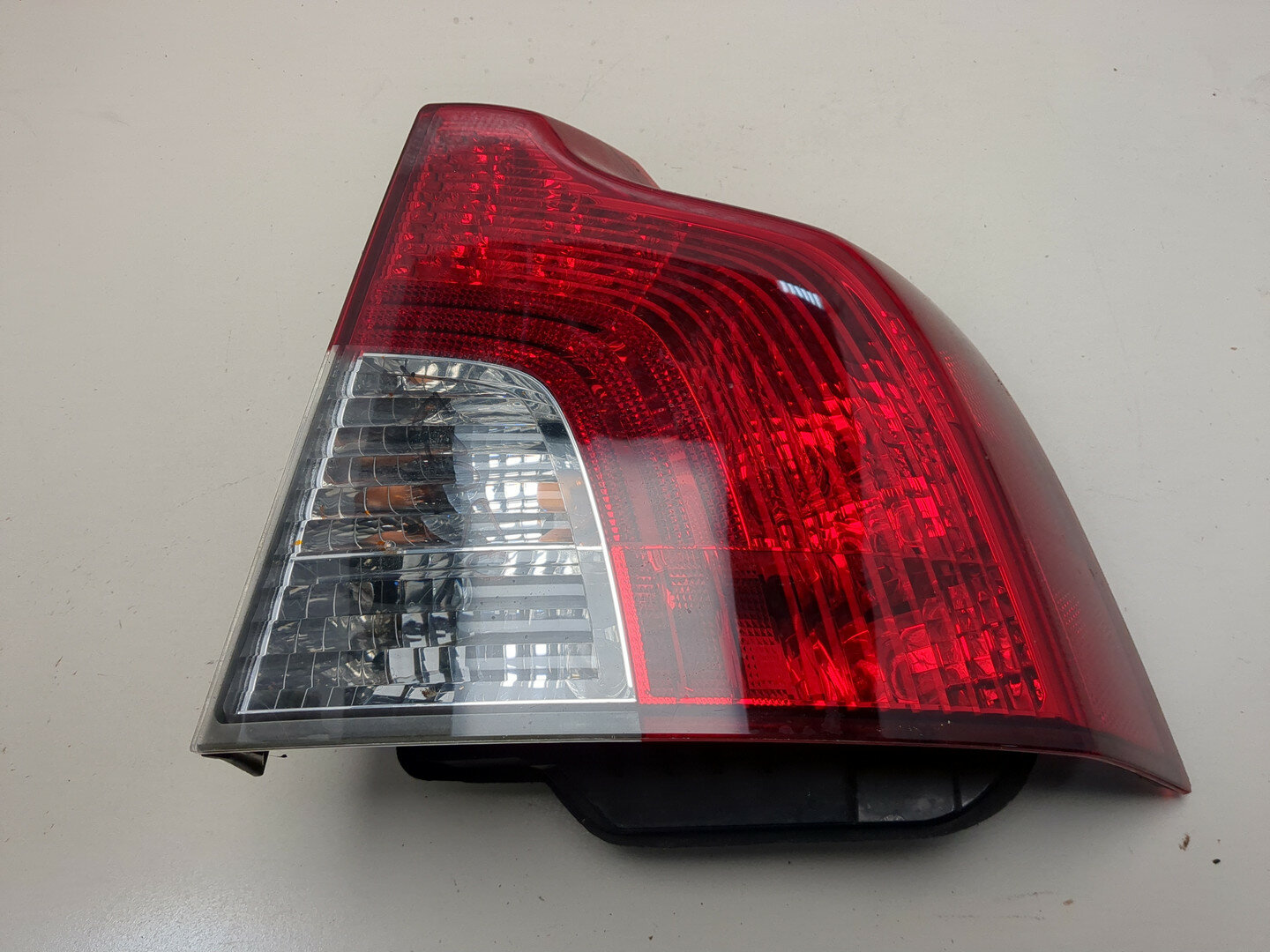 Фонарь (задний) правый Volvo S40 Б/У