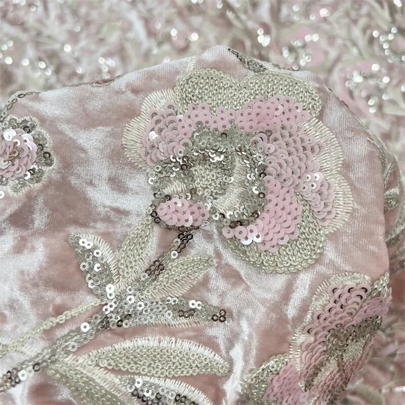 Бархатная ткань с цветочной вышивкой пайетками, 100% полиэстер, 90х130 см Pink