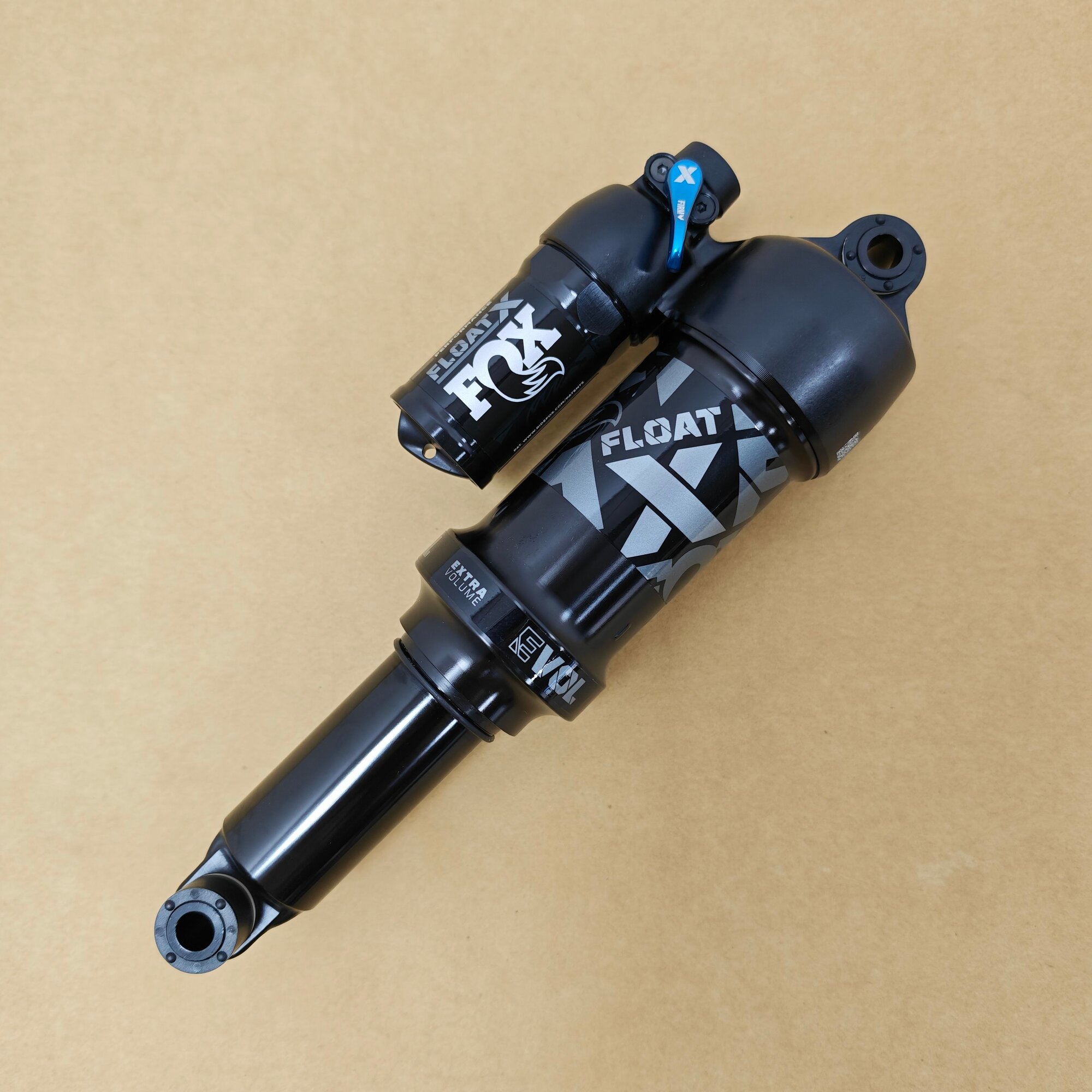 FOX FLOAT X мягкий задний воздушный , амортизатор для горного велосипеда ( Обычная версия) с блокировкой отскока 210x55MM, есть демпфирование Монтажная ширина 20x40 мм