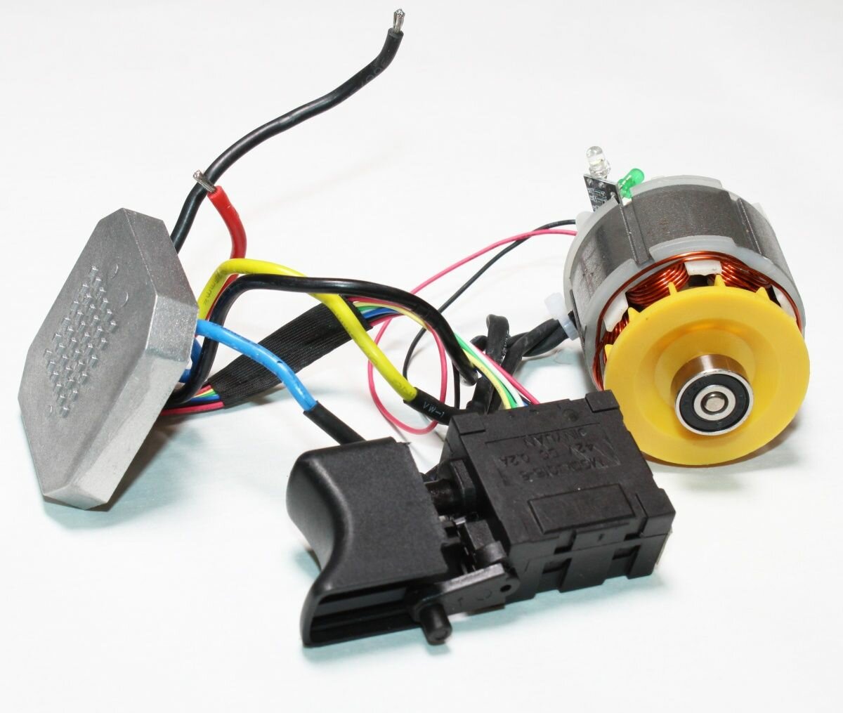 Двигатель для шуруповерта бесщеточный 18V 010191(G3)