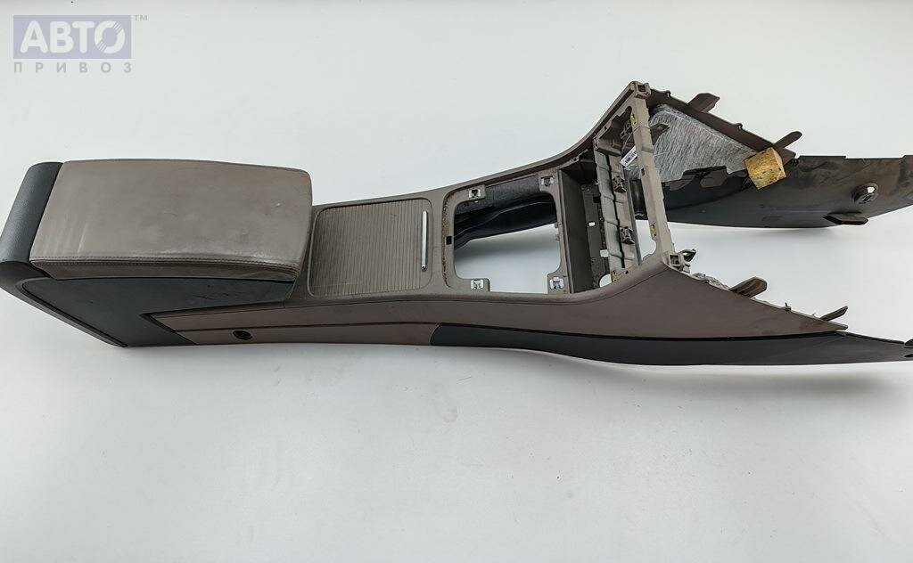 Подлокотник Volkswagen Passat B6