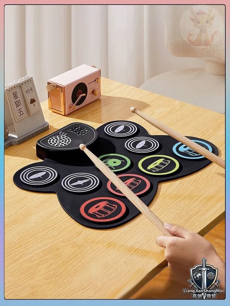 Электронная барабанная установка для начинающих с барабанными палочками