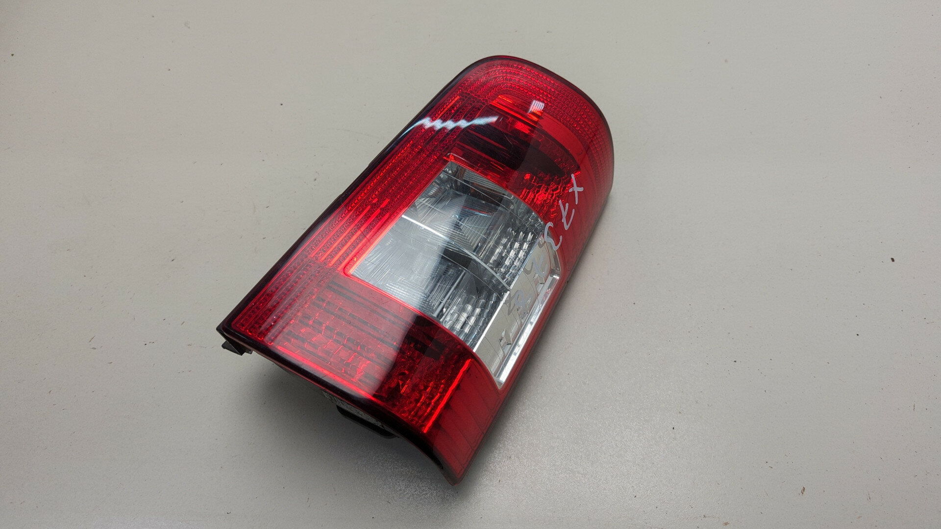 Фонарь (задний) правый Citroen Berlingo Б/У