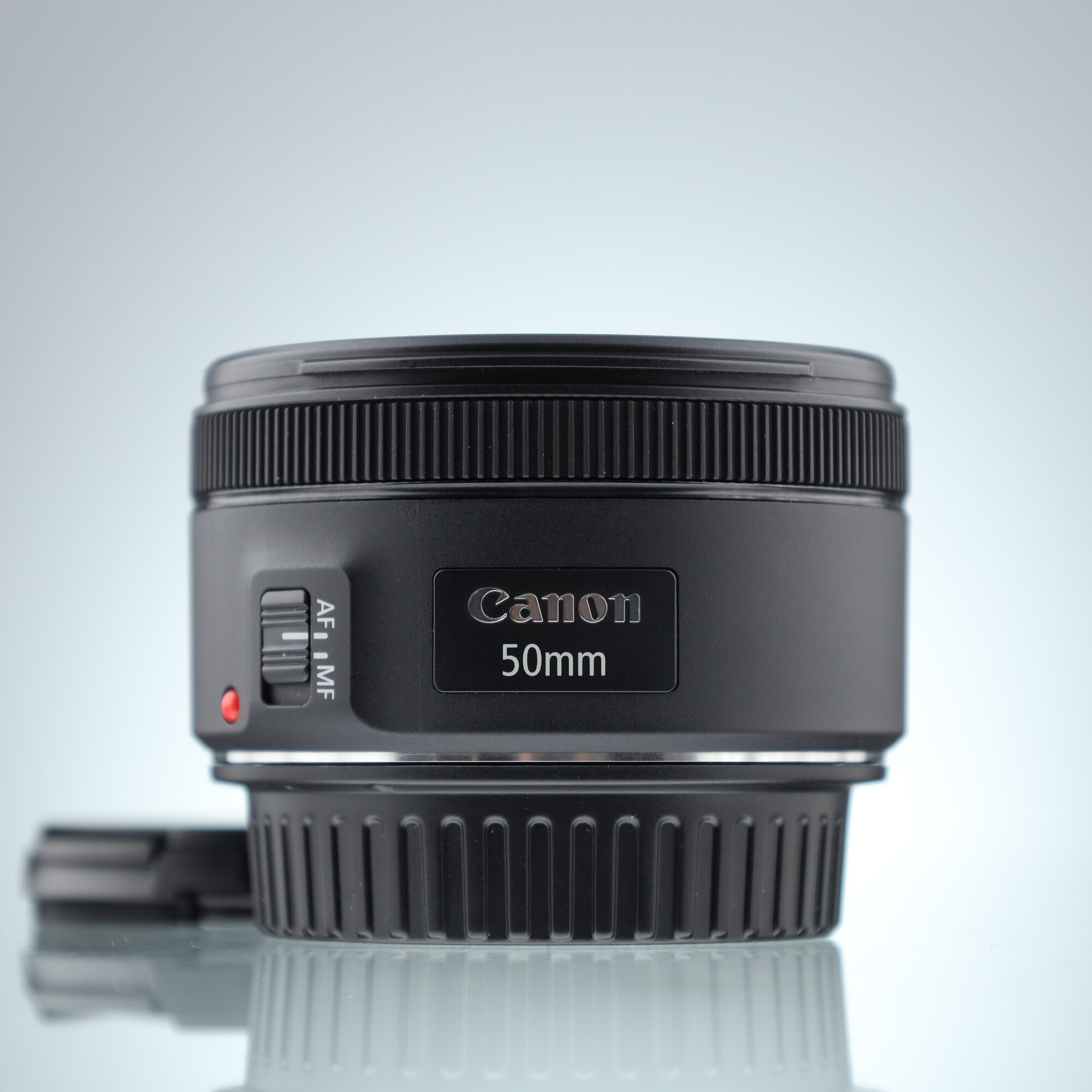 Объектив Canon EF 50mm STM, f/1,8, автофокус, ультразвуковой мотор