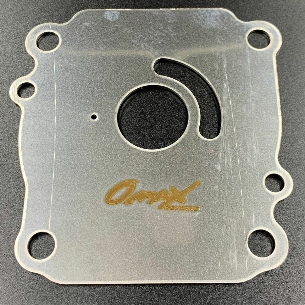 Пластина помпы охлаждения Suzuki DT90-100, DF60-140, DF100-140(A) (17471-87E10;17471-87E01) (Производитель - Omax)