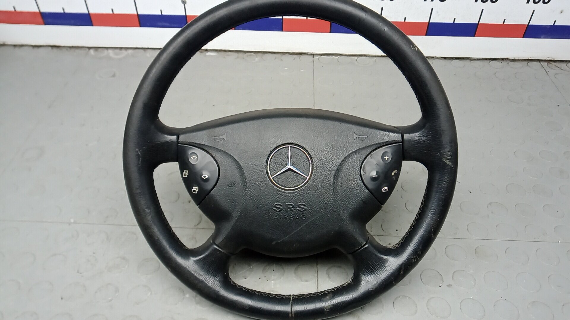Руль MERCEDES BENZ E-CLASS W211