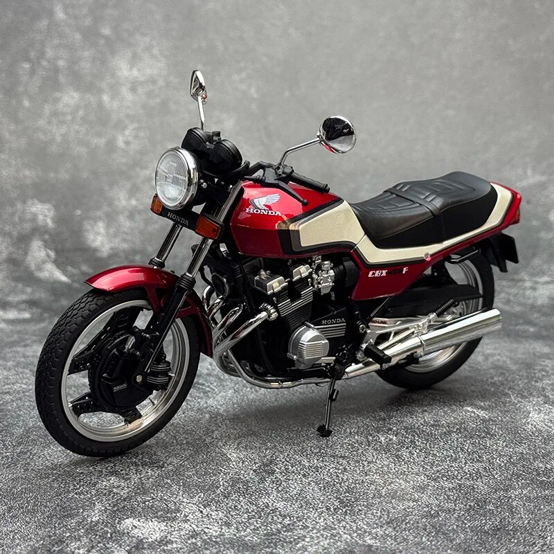 Модель мотоцикла Honda CBX400F AOSHIMA 1/12 Red-Black